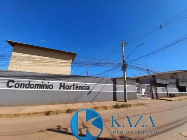 APARTAMENTO COM DOIS QUARTOS EM CONDOMÍNIO FECHADO NO VALPARAÍSO