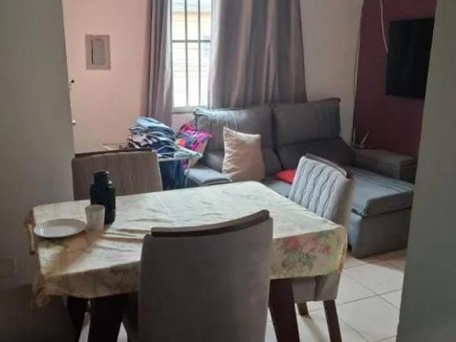 APARTAMENTO COM DOIS QUARTOS EM CONDOMÍNIO FECHADO NO VALPARAÍSO