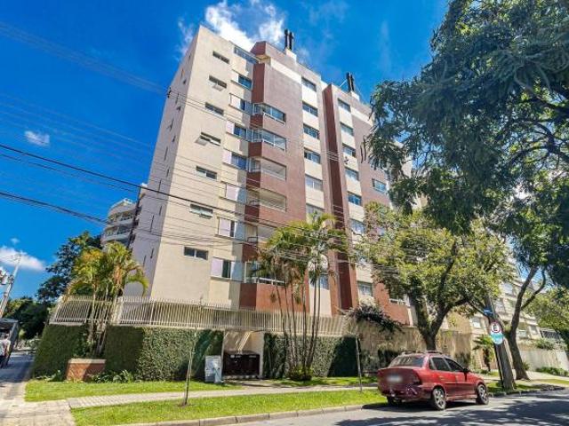 Apartamento com duas suítes e duas vagas no Juveve