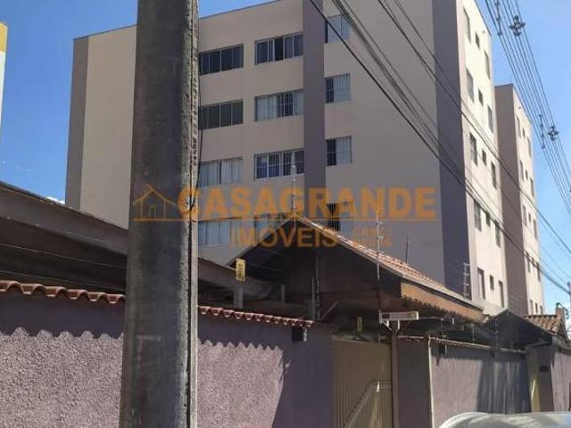 Apartamento com elevador 96m², 03 quartos no jardim Ismênia