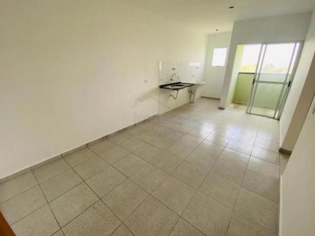 Apartamento com ELEVADOR no Residencial Villa Inês no bairro Jardim Santa Inês 3 na zona leste de Sã