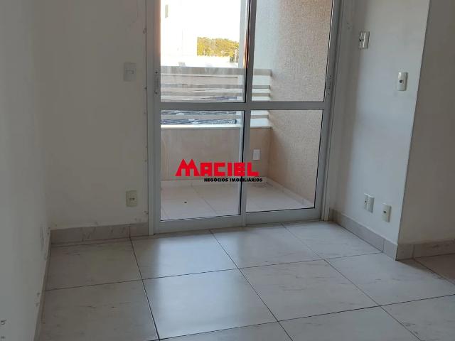 Apartamento com elevador na Zona Sul, com garagem e churrasqueira