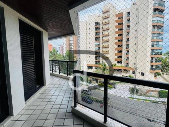 Apartamento com Excelente Distribuição e Alto Potencial na Riviera
