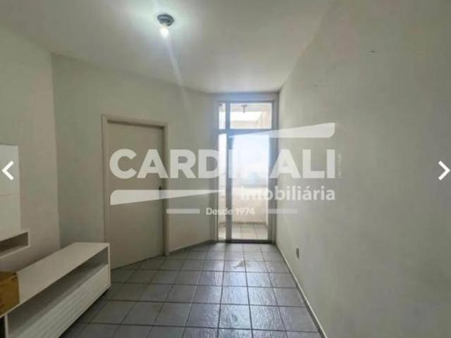 Apartamento com excelente localização, próximo a supermercados e comércios
