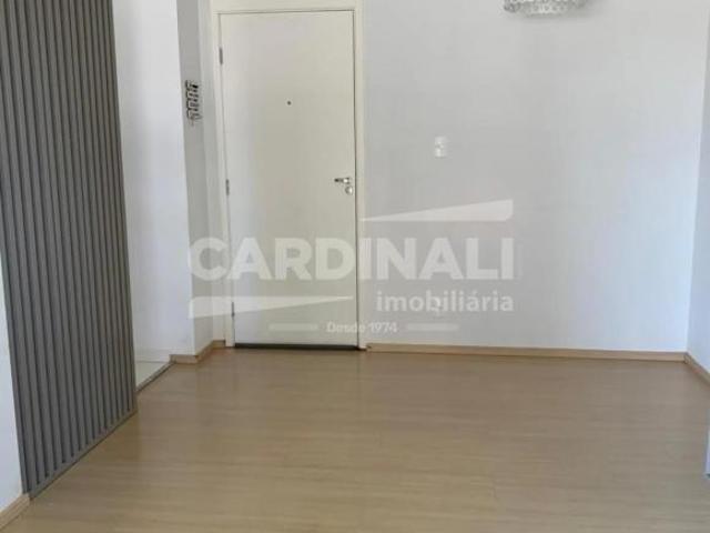 Apartamento com excelente localização, próximo a supermercados e comércios