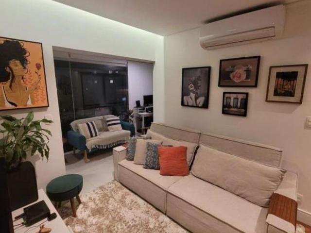 Apartamento com Fácil acesso à rua Vergueiro, Perto do metrô Ana Rosa, à venda, Vila Mariana, São Pa