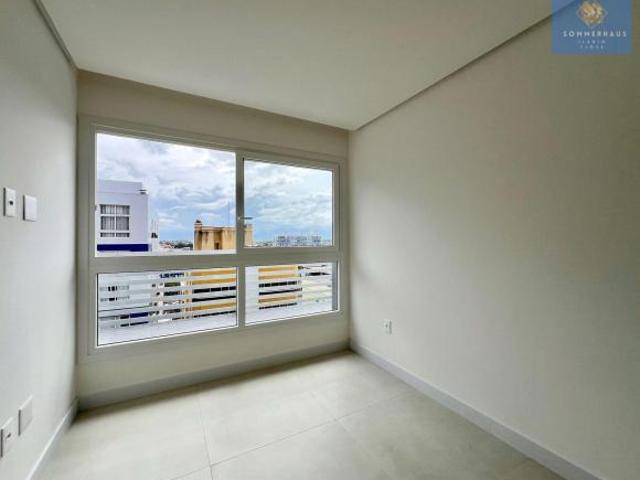 Apartamento com infraestrutura completa no bairro Navegantes