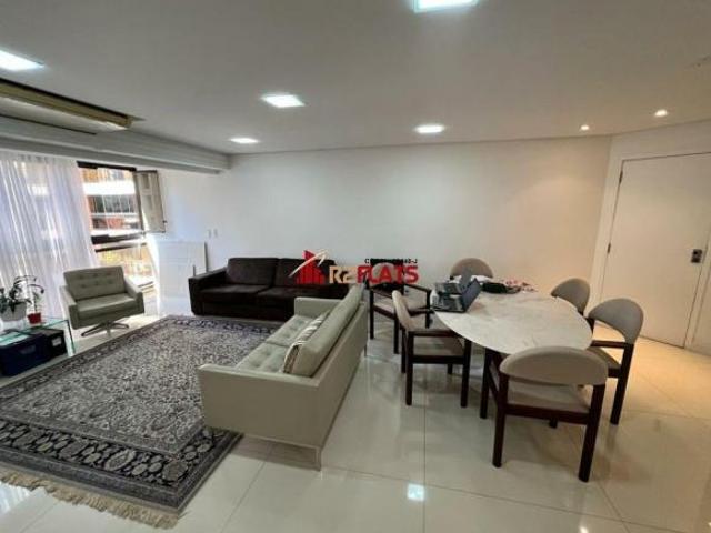 Apartamento com ótimo preço no bairro Moema. Confira!