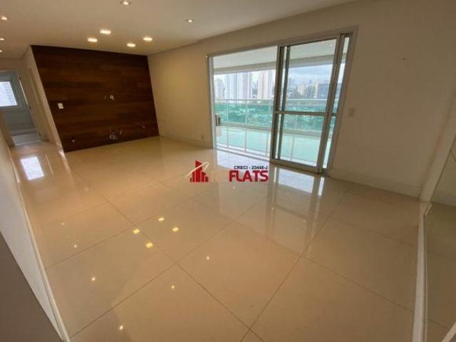 Apartamento com ótimo preço no bairro Santo Amaro. Confira!