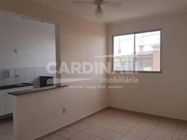Apartamento com ótima localização, 02 dormitórios com suíte