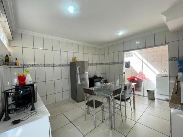 APARTAMENTO COM ÓTIMA LOCALIZAÇÃO NO CENTRO DE PATROCÍNIO MG