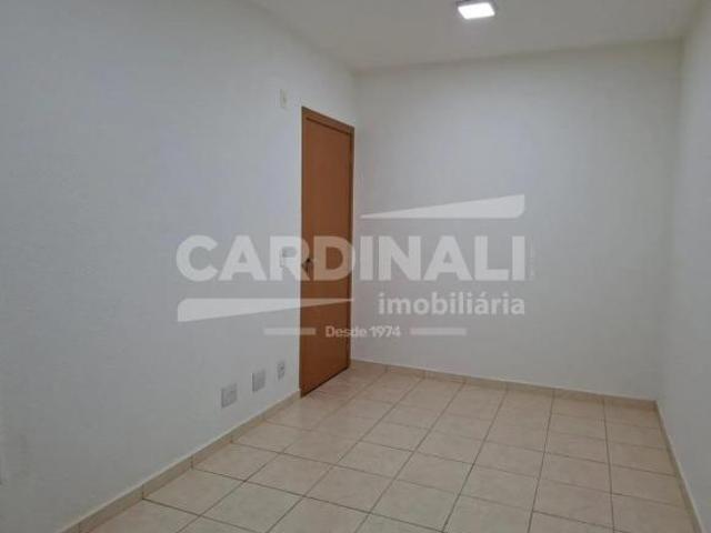 Apartamento com ótima localização, próximo a Unesp