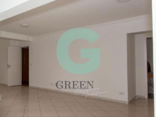 Apartamento com ótima planta para venda na Vila Nova Conceição, São Paulo