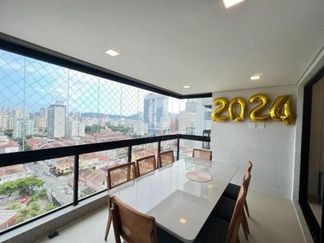 Apartamento com lazer completo e varanda gourmet Santos
