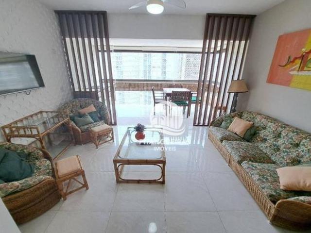 Apartamento com lazer e vista parcial para o mar na Praia de Pitangueiras Guarujá
