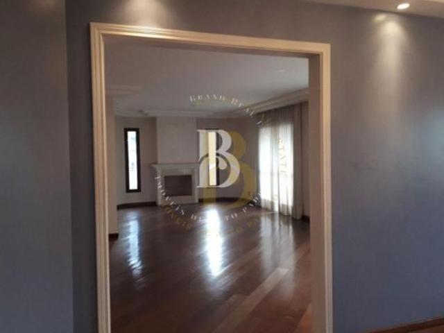 Apartamento com lindo acabamento, 250m², 4 dormitórios e 4 vagas, iluminado e arejado no Brooklin