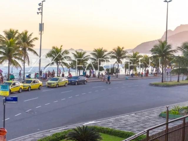 Apartamento com linda vista para praia de Ipanema