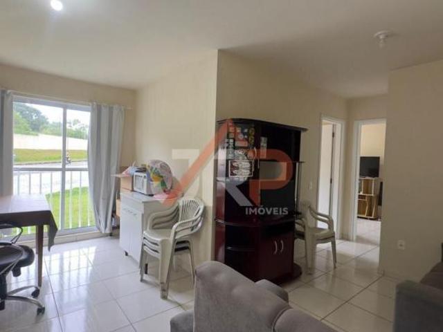 Apartamento com móveis no Residencial Araucária Gr