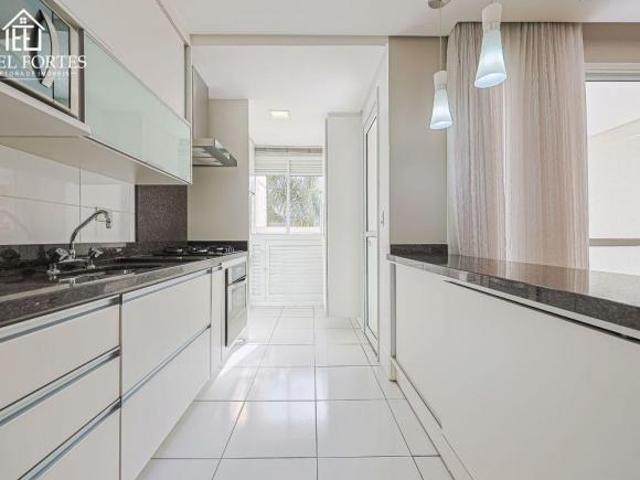 APARTAMENTO COM MÓVEIS PLANEJADOS NO ÁGUA VERDE| 94,64 m² PRIVATIVOS | 3 QUARTOS | 2 VAGAS