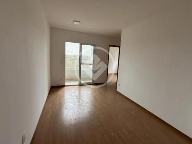 Apartamento com sacada no condomínio Chapada das Brisas