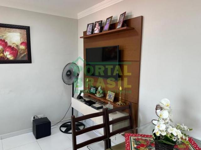 Apartamento com sacada à venda no Residencial Toronto – 62m², 2 dormitórios.