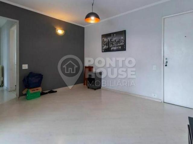 Apartamento com sacada à venda na Saúde 2 dormitórios 1 banheiro 1 vaga