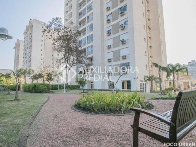 Apartamento com sacada aberta com churrasqueira!