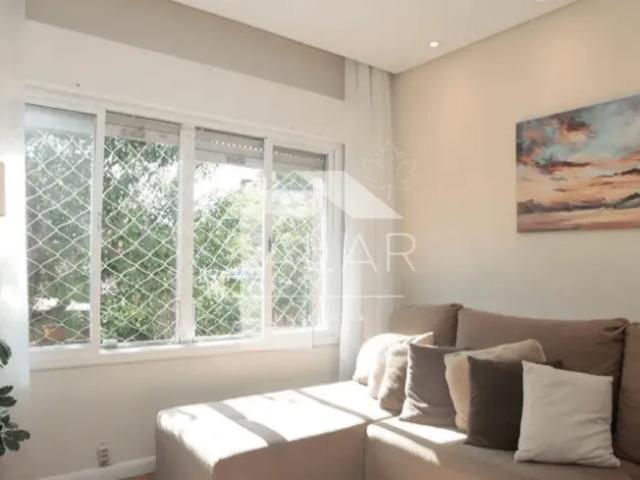 Apartamento com sacada, Bairro Santana, Porto Alegre/RS