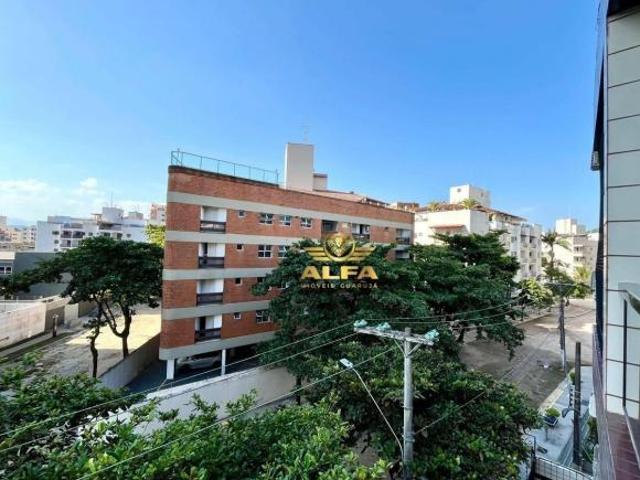 Apartamento com sacada e 2 dormitórios a 3 quadras da Praia da Enseada – Alfa Imóveis Guarujá