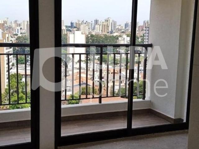 APARTAMENTO COM SACADA E 2 QUARTOS PARA VENDA, PARADA INGLESA