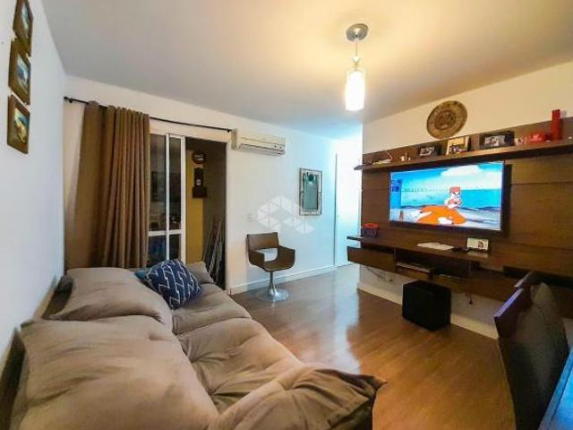 Apartamento com sacada e churrasqueira 56m² 3 dormitórios, 01 vaga, no bairro Igara em Canoas
