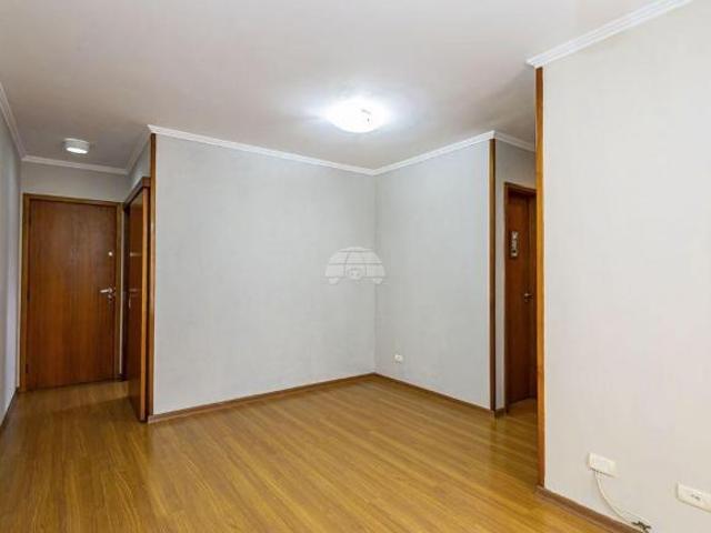 Apartamento com Sacada e Churrasqueira para Venda no Bairro Portão