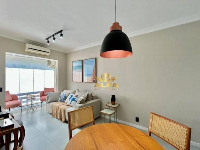 Apartamento com sacada e lazer completo na Praia da Enseada – Alfa Imóveis Guarujá