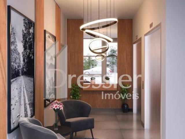 Apartamento com sacada em parte nobre no Florestal