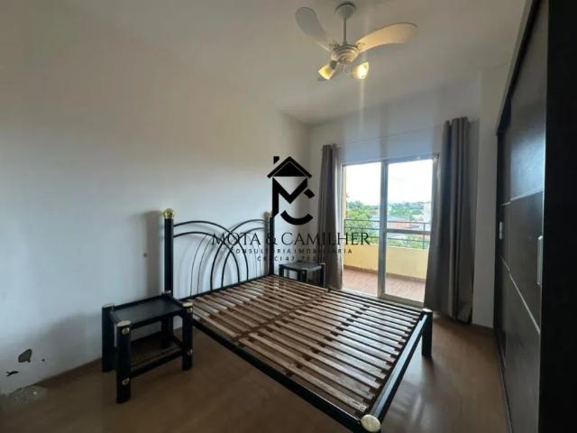Apartamento com sacada à venda em Taubaté