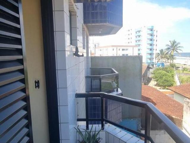 Apartamento com sacada vista mar a venda