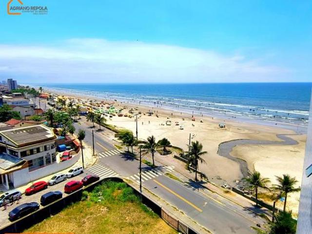 Apartamento com sacada vista mar | Prédio com elevador