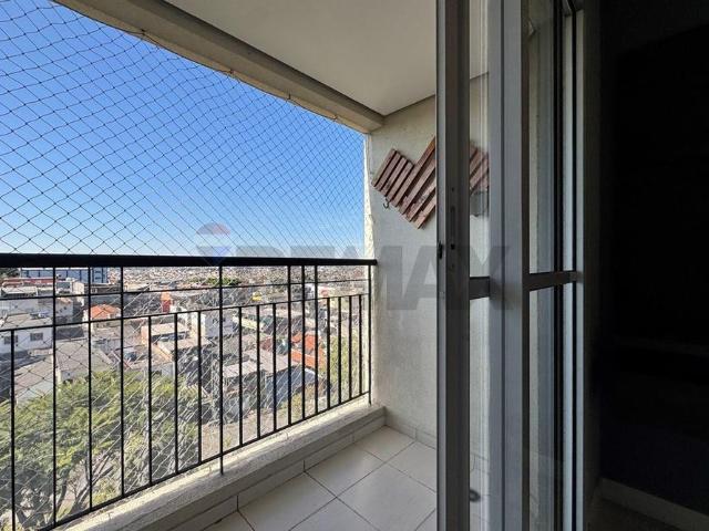Apartamento com Sacada, Vista Livre e Planejados nos 3 Dormitórios – Vila Ema
