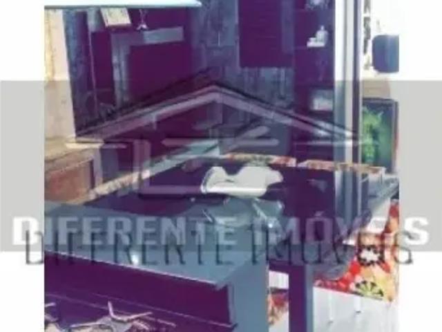 Apartamento com sacada, 2 dormitórios, 2 vagas, na vila Regente Feijó