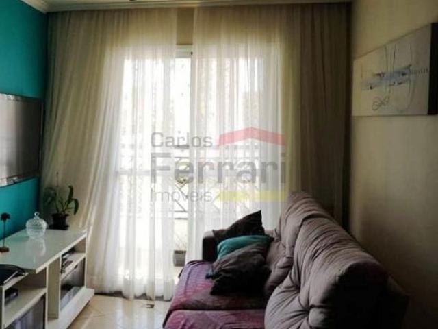 APARTAMENTO COM SACADA