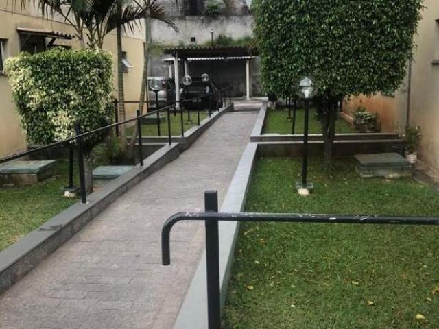 Apartamento com sacada 3 quartos, 1 vaga localizado no Jardim Castelo/ Cangaíba