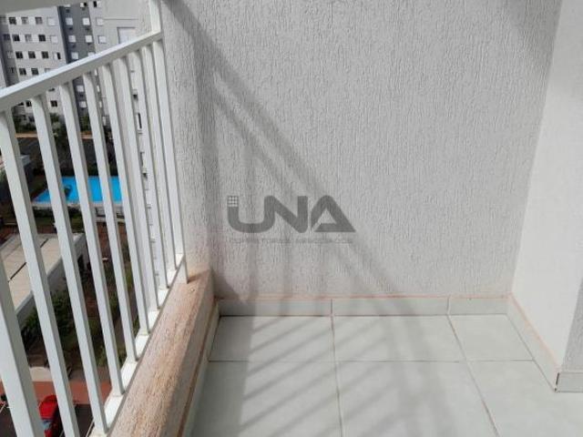 Apartamento Com Sacada