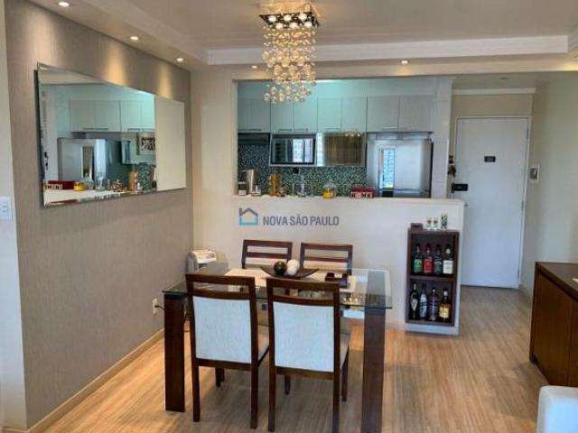 Apartamento com sala ampliada. Andar alto. Todo reformado. Lazer completo