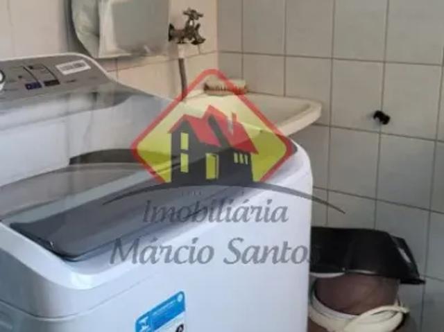 Apartamento com Suíte e Sacada À Venda no Edifício Atenas, Centro de Taubaté SP!