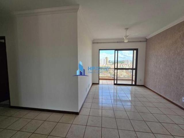 Apartamento com Suíte e Sacada