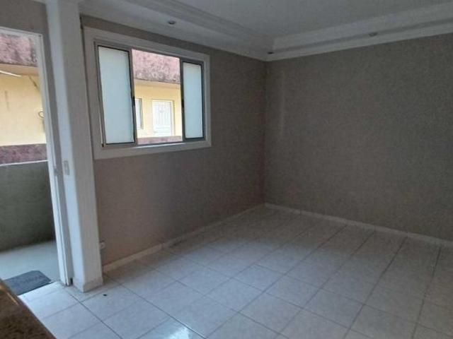 APARTAMENTO COM SUÍTE