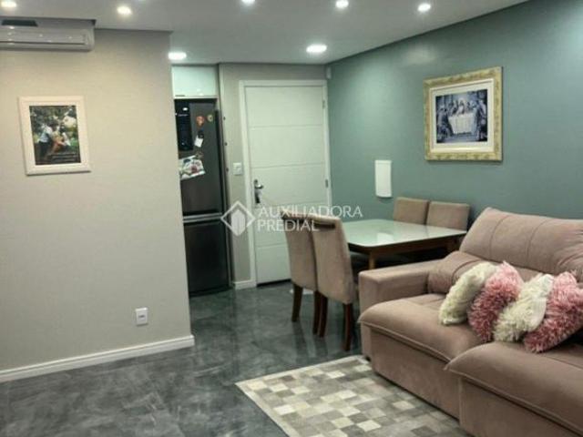 Apartamento com suíte à venda em Esteio