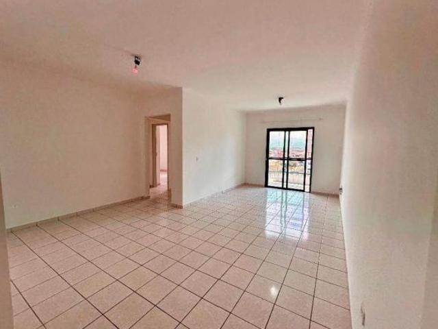 Apartamento com Suíte e Vista para o Mar na Ocian | Próximo à Praia