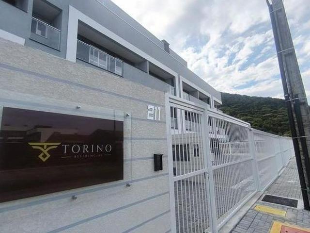 Apartamento com suíte e churrasqueira em Matinhos