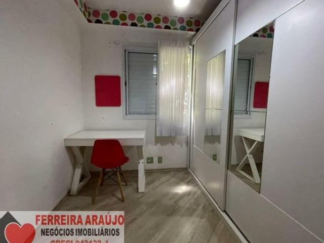 Apartamento com suíte e closet na região Campo Belo, rara oportunidade!